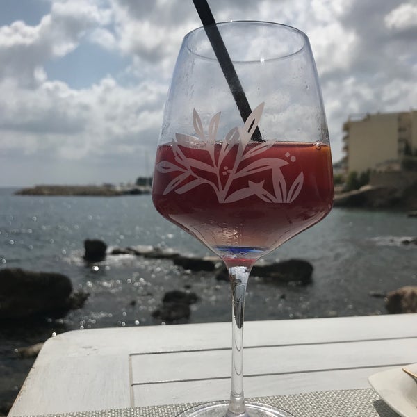 Zhero Beach Club - Sant Agustí - Av. Joan Miró, 305