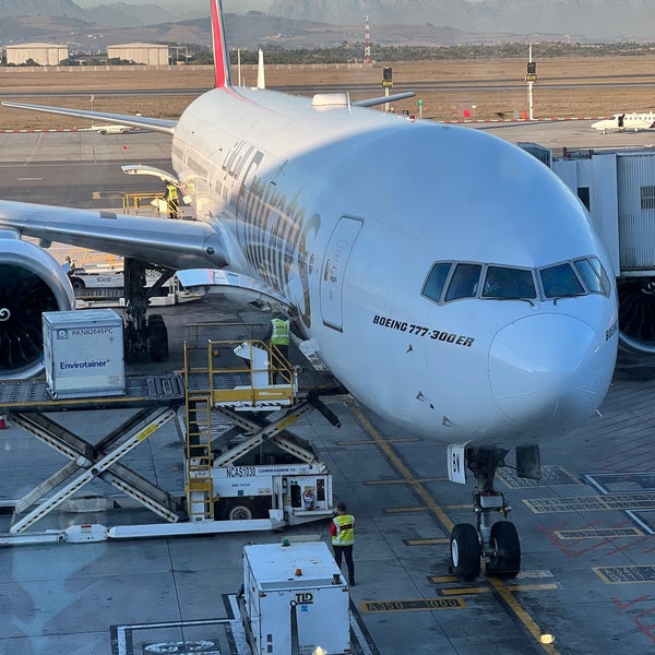 Gate A3 - Airport Gate in Matr