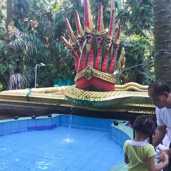 วัดศิริสุทโธ (วัดป่าคำชะโนด) (Wat Pa Kham Chanod) - Buddhist Temple in ...