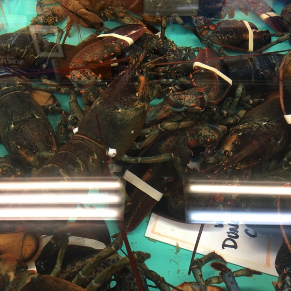 Mutual Fish - Fish Market in North Beacon Hill