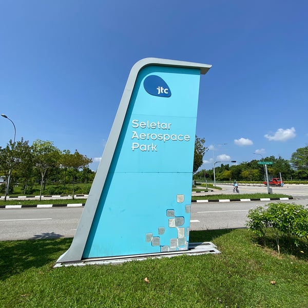 Seletar Airport (XSP)