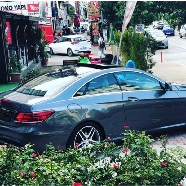 Uzman Vip Turizm & Luxury Car Rental - İzmir'de Ulaşım Hizmeti