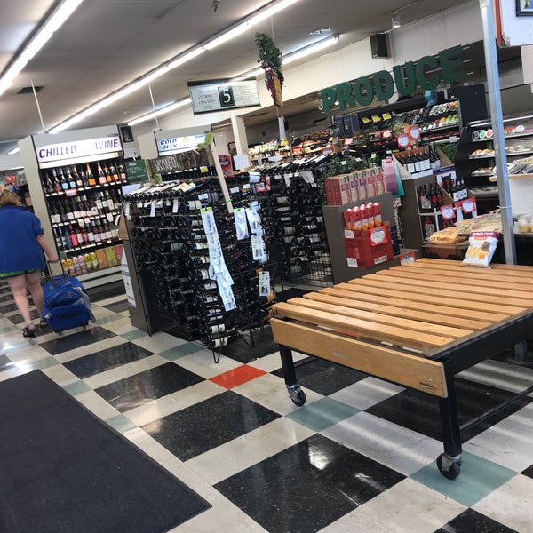 Dan's Belltown Grocery - Belltown - 10 tips