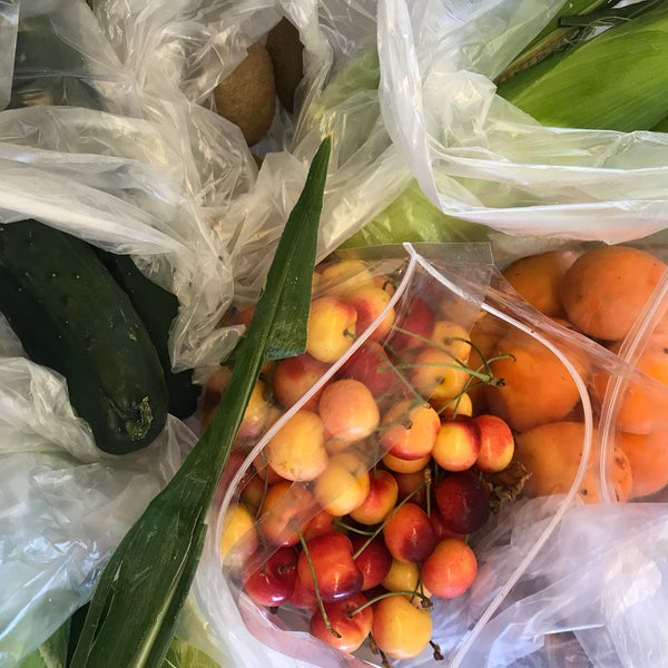 Triangle Fruit Inc - Farmers Market in Everett