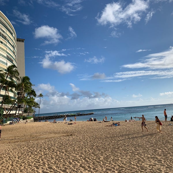 Photos at Kaimana Beach Hotel - Diamond Head - Kapahulu - St. Louis ...
