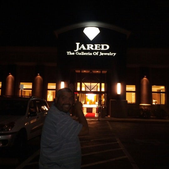 Jared jewelers fair lakes store