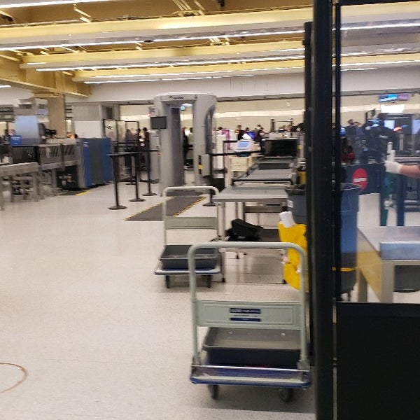 TSA PreCheck (B Gates) - Terminal 2