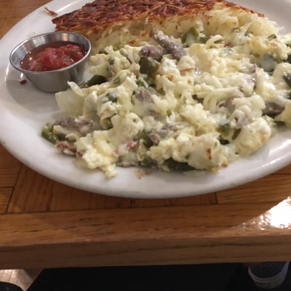 Mesa Cafe - American Restaurant in Mesa
