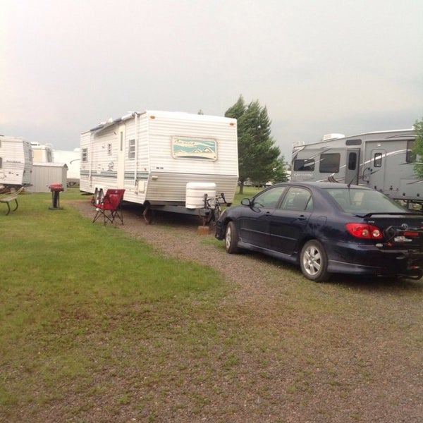 Red Pine Campground - 12 visitors