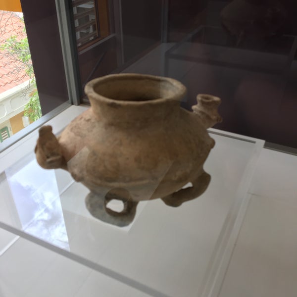 Museo Arqueologico Nacional Aruba - History Museum