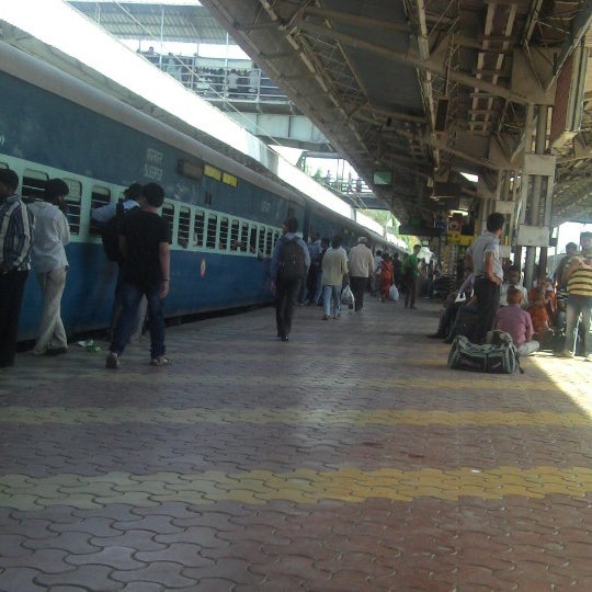 Borivali Railway Station - Dahisar West - Datta Park, Borivali, Chinchpada