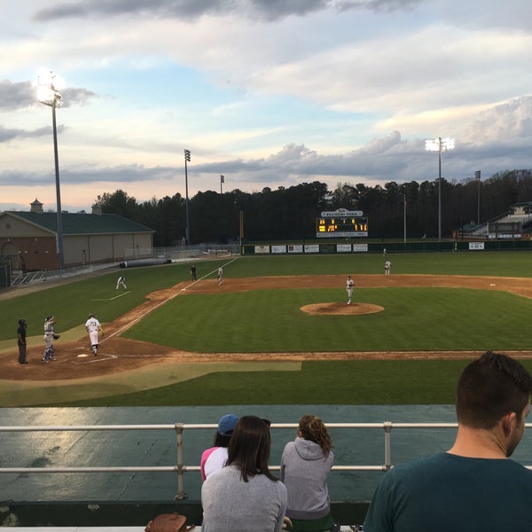 Plumeri Park - College Baseball Diamond in Williamsburg
