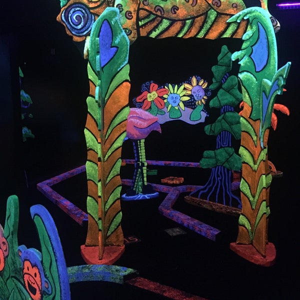 Putting Edge Mini Golf - Ville-Marie - 7 tips from 337 visitors