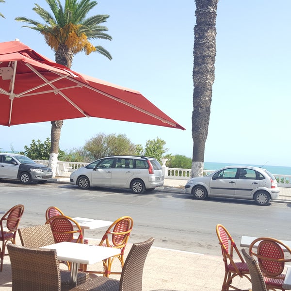 La Corniche, Marsa - Pedestrian Plaza