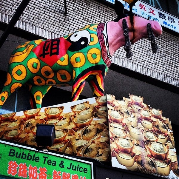 Photos at 金城超級市場 Lucky Moose Food Mart - 393 Dundas St W