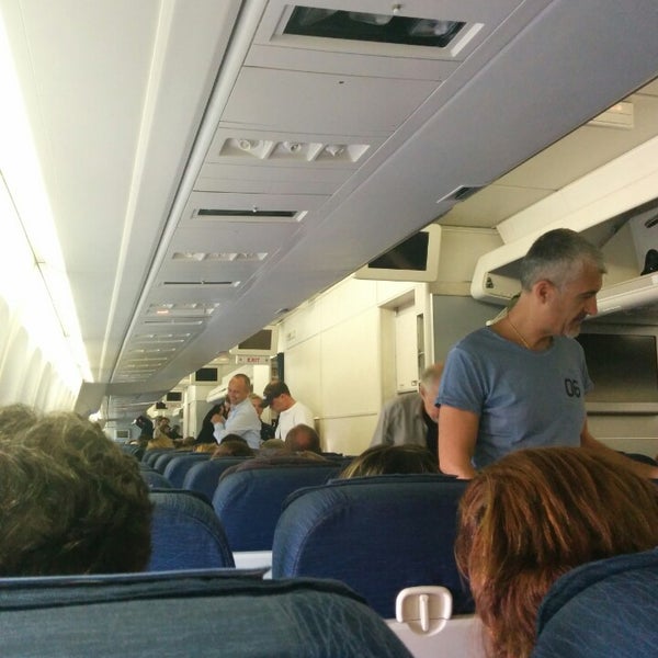 United Airlines Flight UA 926 - Plane in San Francisco