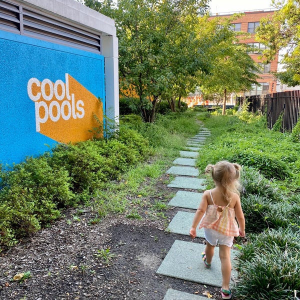 Commodore Barry Park Pool - Fort Greene - 2 tips from 123 visitors