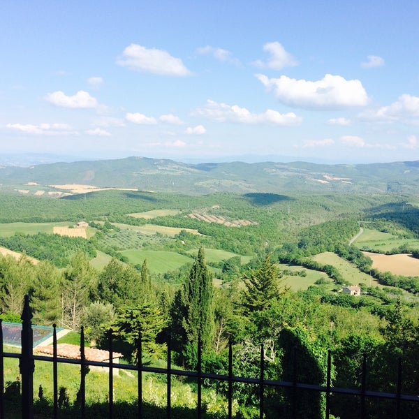 Castello di Montegiove - Winery