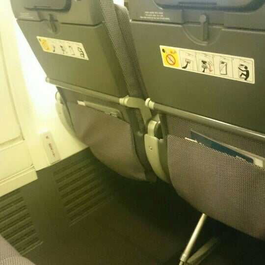 Qantas Flight 786 Brisbane - Cairns - Plane