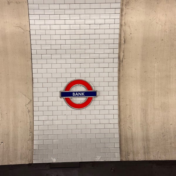 Photos at Bank London Underground and DLR Station - Metro Station in ...