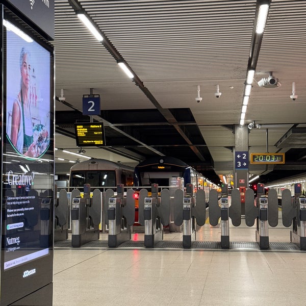 Cannon Street Railway Station (CST) - City of London - Londres, Greater ...