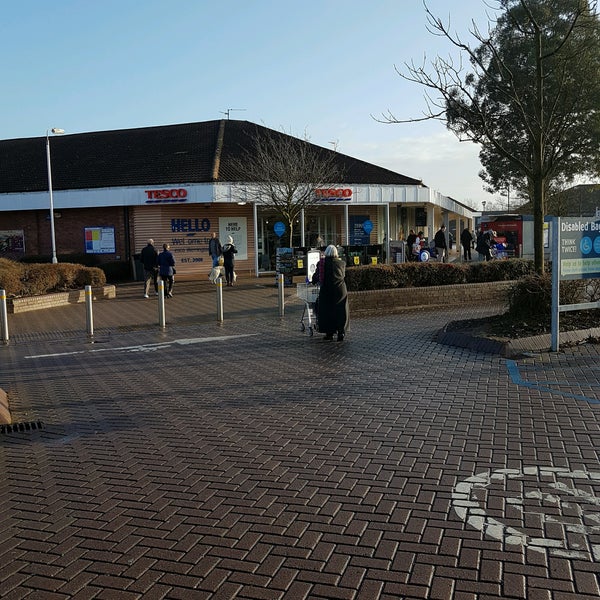 Tesco - Supermarket