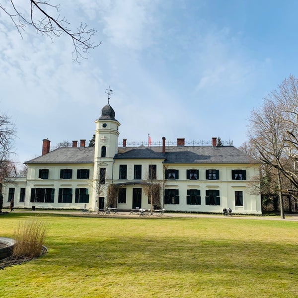 Schloss Britz - Palace in Britz