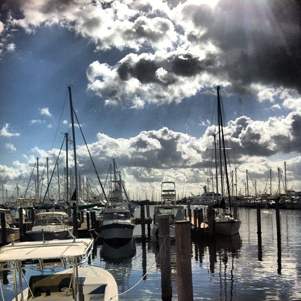 Dinner Key Boat Marina - Harbor / Marina in Northeast Coconut Grove