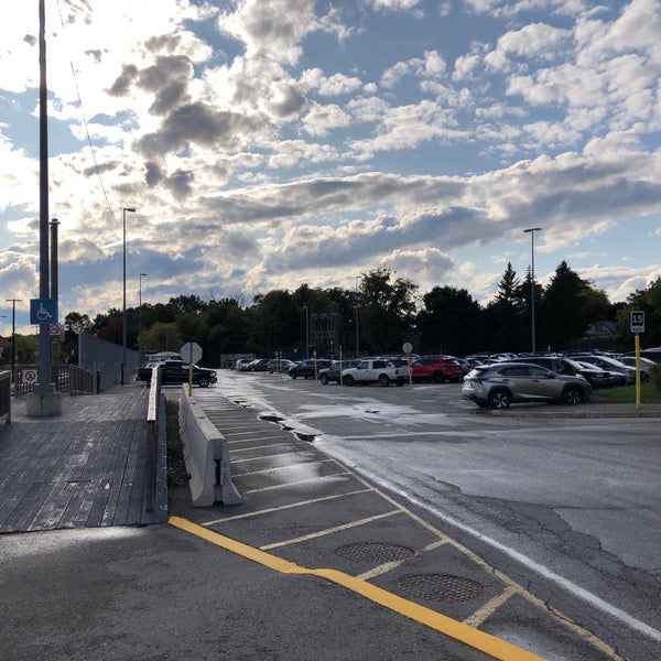 Georgetown GO Station - 1 tip from 236 visitors