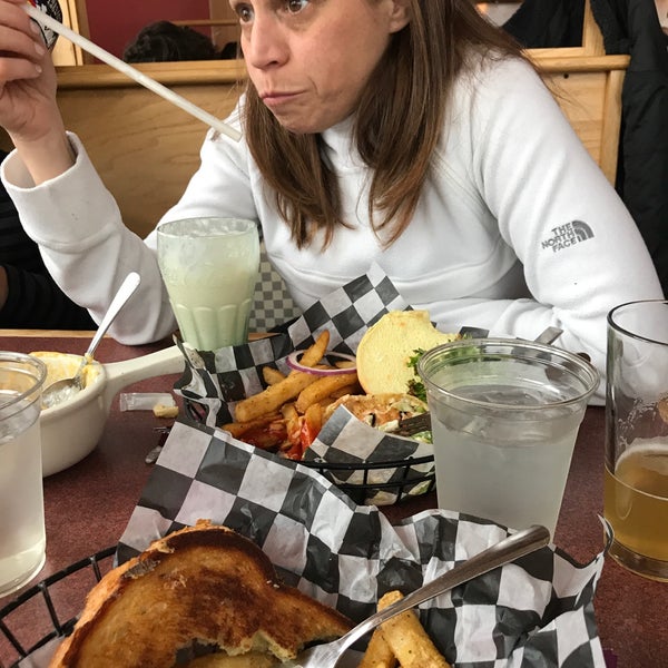 1900' Burger - West Dover, VT