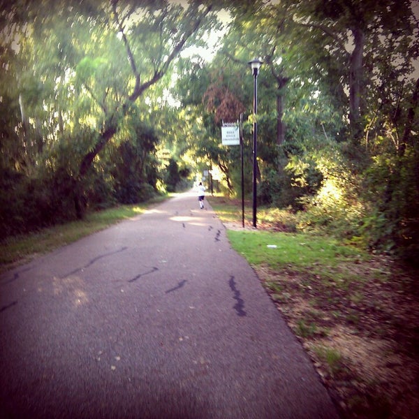 Longleaf Trace Gateway @ USM - Hiking Trail in Hattiesburg