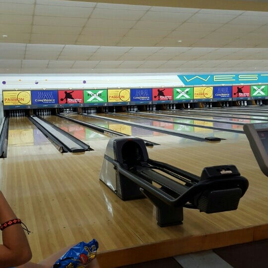 West Bowl - Bowling Alley in Singapore