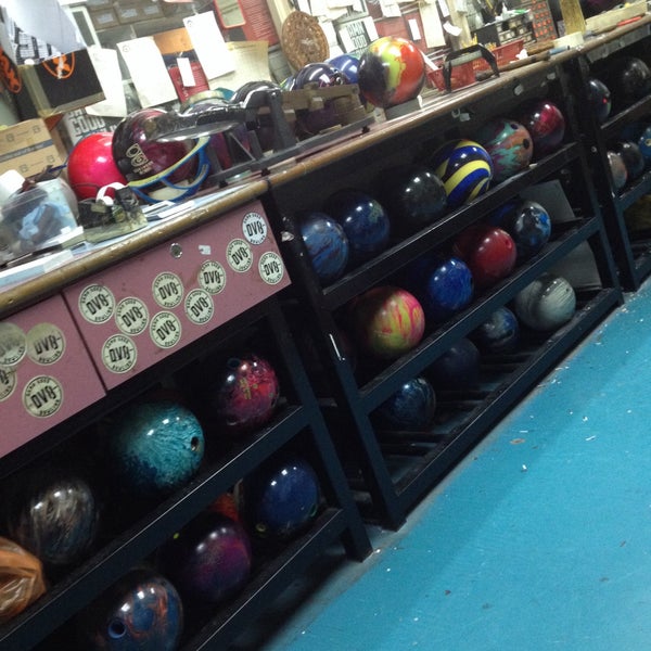 Sunway Mega Lanes Pro Shop - Subang Jaya - 74 visitors