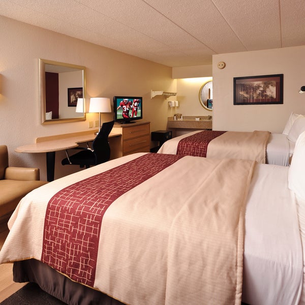 Red Roof Inn Huntington - 8 tips from 156 visitors