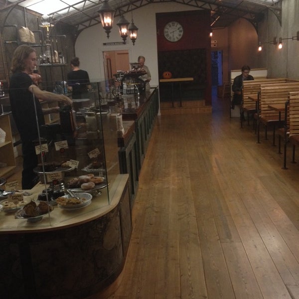 Platform 7 Coffee - Coffee Shop in Vancouver