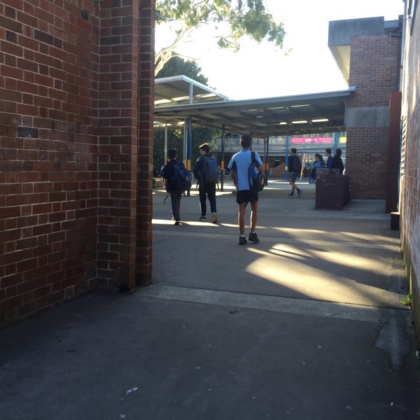 Sydney Secondary College Leichhardt Campus - High School in Leichhardt