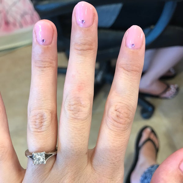 Pink Nails - Nail Salon