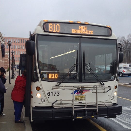Photos at NJ Transit Bus Stop 23151 - Edison, NJ