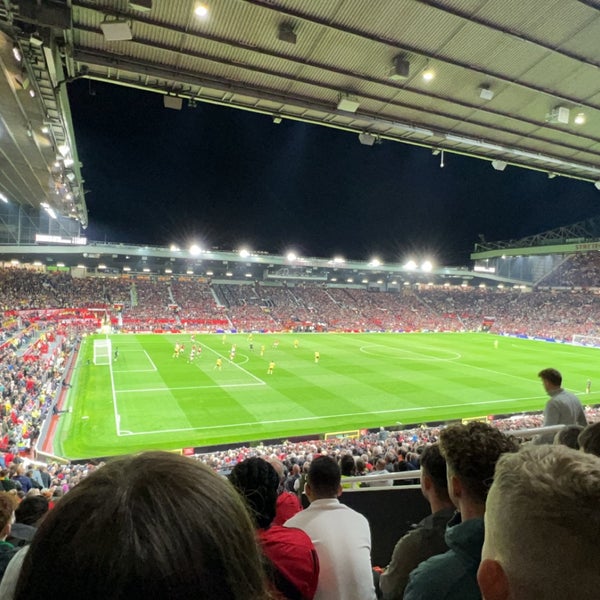 Sir Alex Ferguson Stand - 9 tips from 1321 visitors