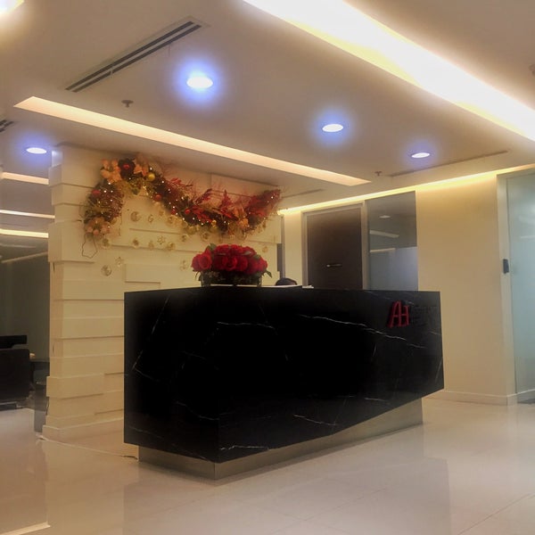 Photos at LV Locsin Building - San Lorenzo - 6 tips from 857 visitors