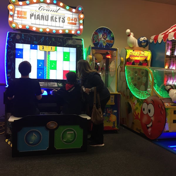 Chuck E. Cheese - Event Space