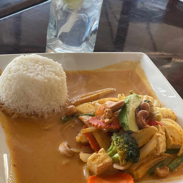 Red Elephant - Thai Restaurant