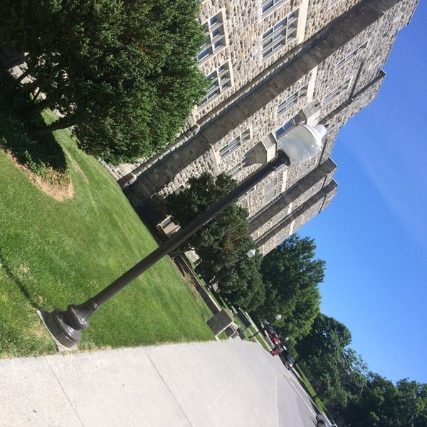 Patton Hall - University - 750 Virginia Tech