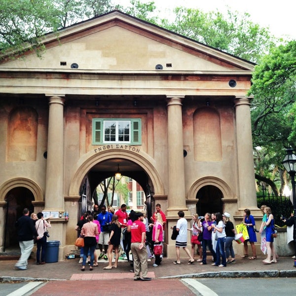 Cistern Yard - College Quad in Harleston Village
