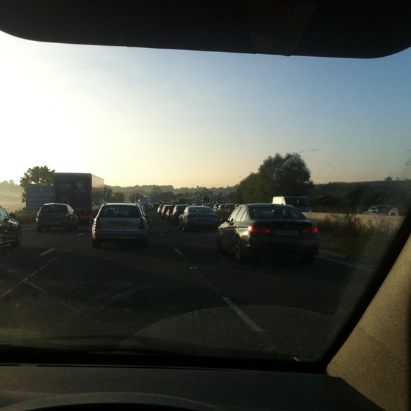 M1 Junction 32 / M18