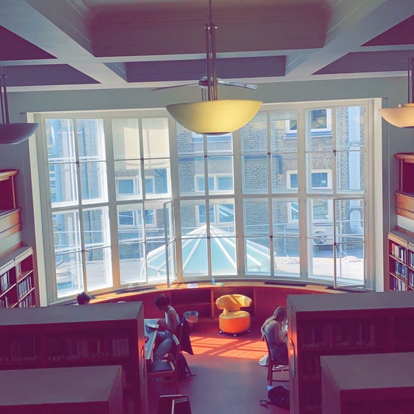 UCL Main Library - Bloomsbury'da Üniversite Kütüphanesi