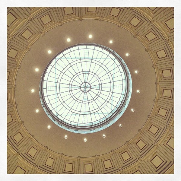 Photos at MIT Barker Engineering Library (10-500) - College Library in MIT