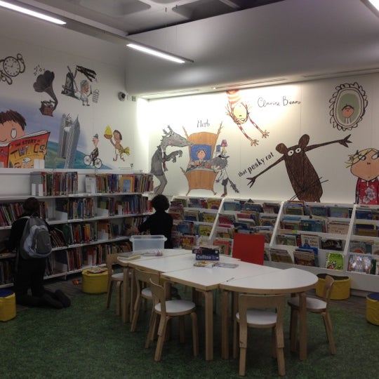 Photos at John Harvard Library - Southwark - Greater London, Greater London