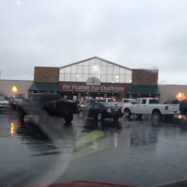 Photos at Fin Feather Fur Outfitters - Ashland, OH