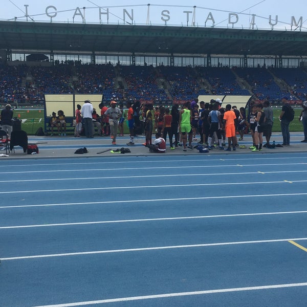 Are Dogs Allowed At Icahn Stadium